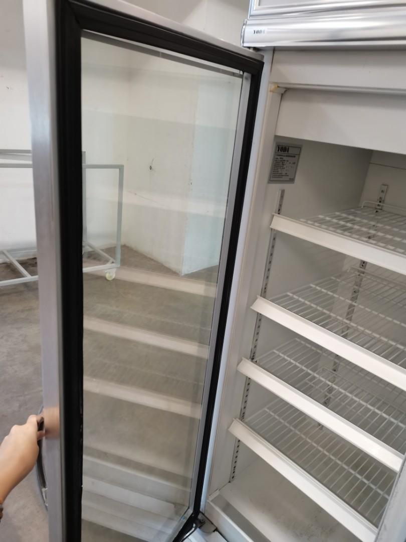 Used 3 door upright chiller / 3 glass door chiller / beverage chiller ...