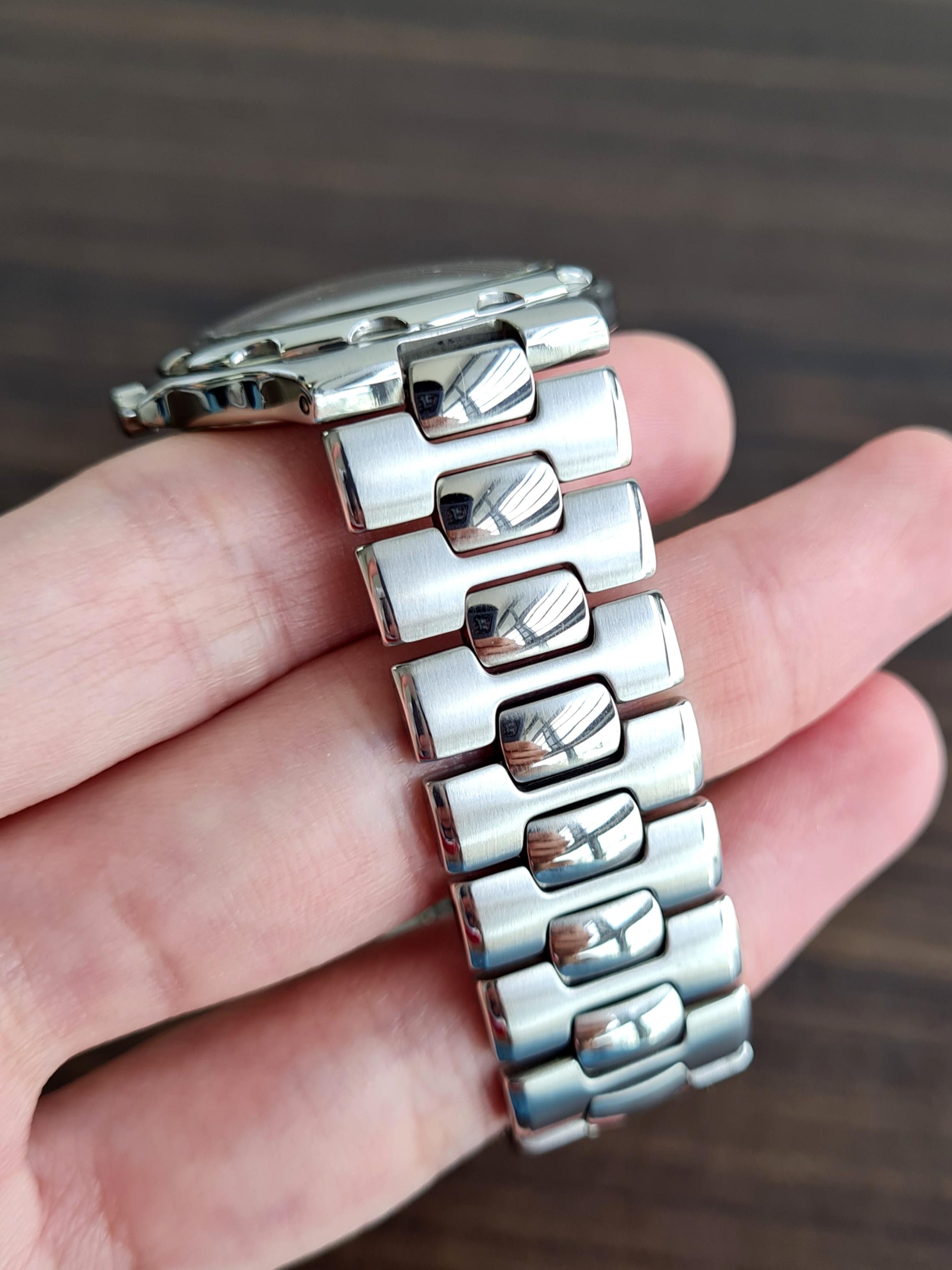 Very Rare Longines Conquest 4090 Quartz Watch presented by Emir of ...