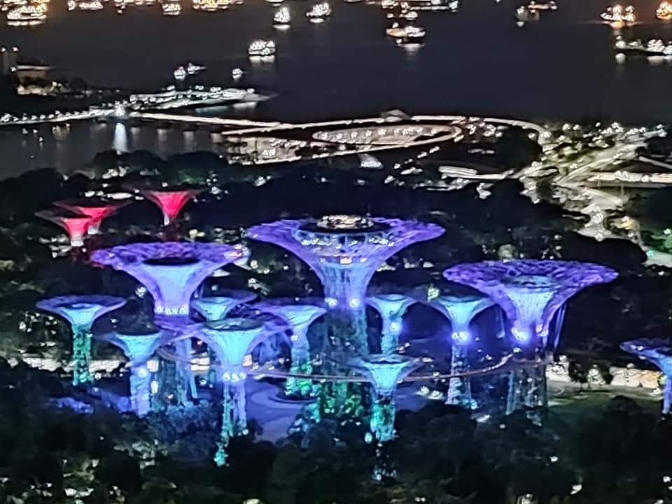 2 night stay at MBS, Everything Else on Carousell