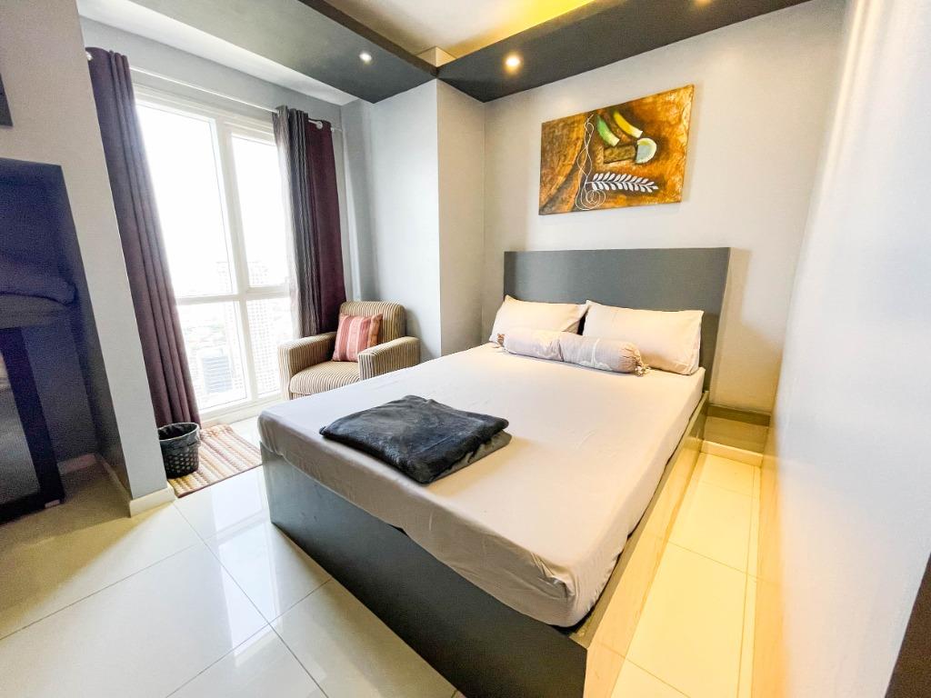 32sqm Senta Studio lease rent Condo Furnished Parking near Kroma ...