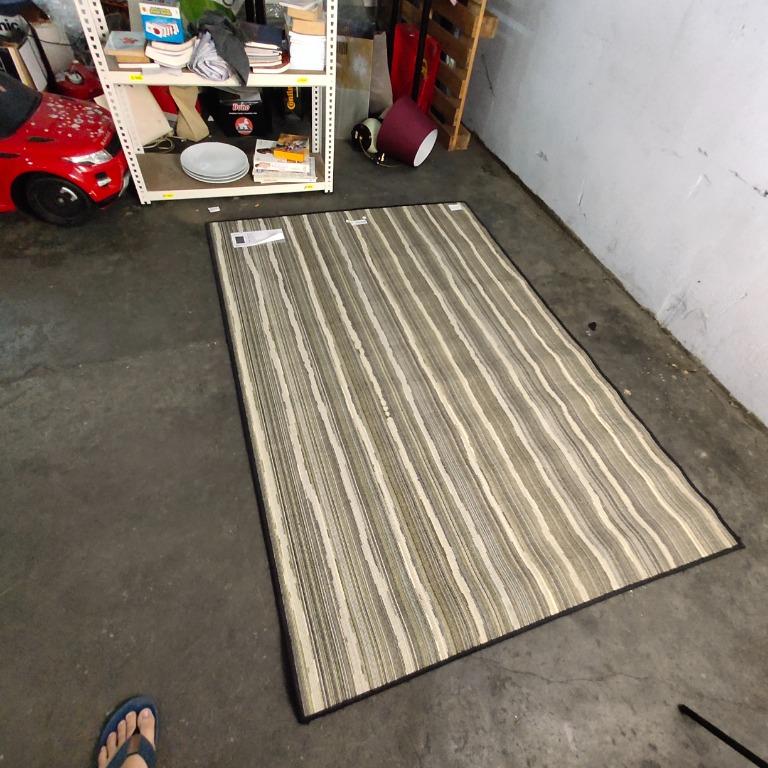 IKEA Gorlose Carpet, Furniture & Home Living, Home Decor, Carpets, Mats ...