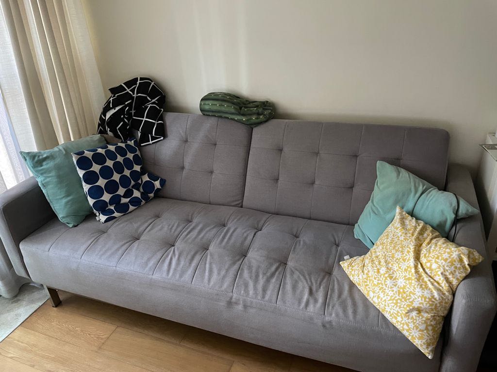 [Pick-Up] Sofa, 傢俬＆家居, 傢俬, 梳化 - Carousell