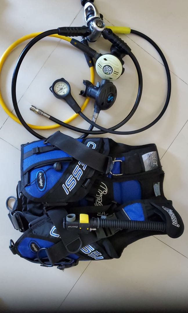 Scuba Diving BCD & Regulator 潛水浮力控制衣及呼吸器器, 運動產品, 運動與健身, 運動與健身 - 拉伸配件 ...