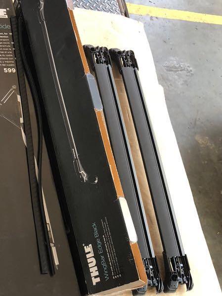 Thule Edge Wingbar 9582B universal roof rack (Subaru Forester/VW Tiguan ...