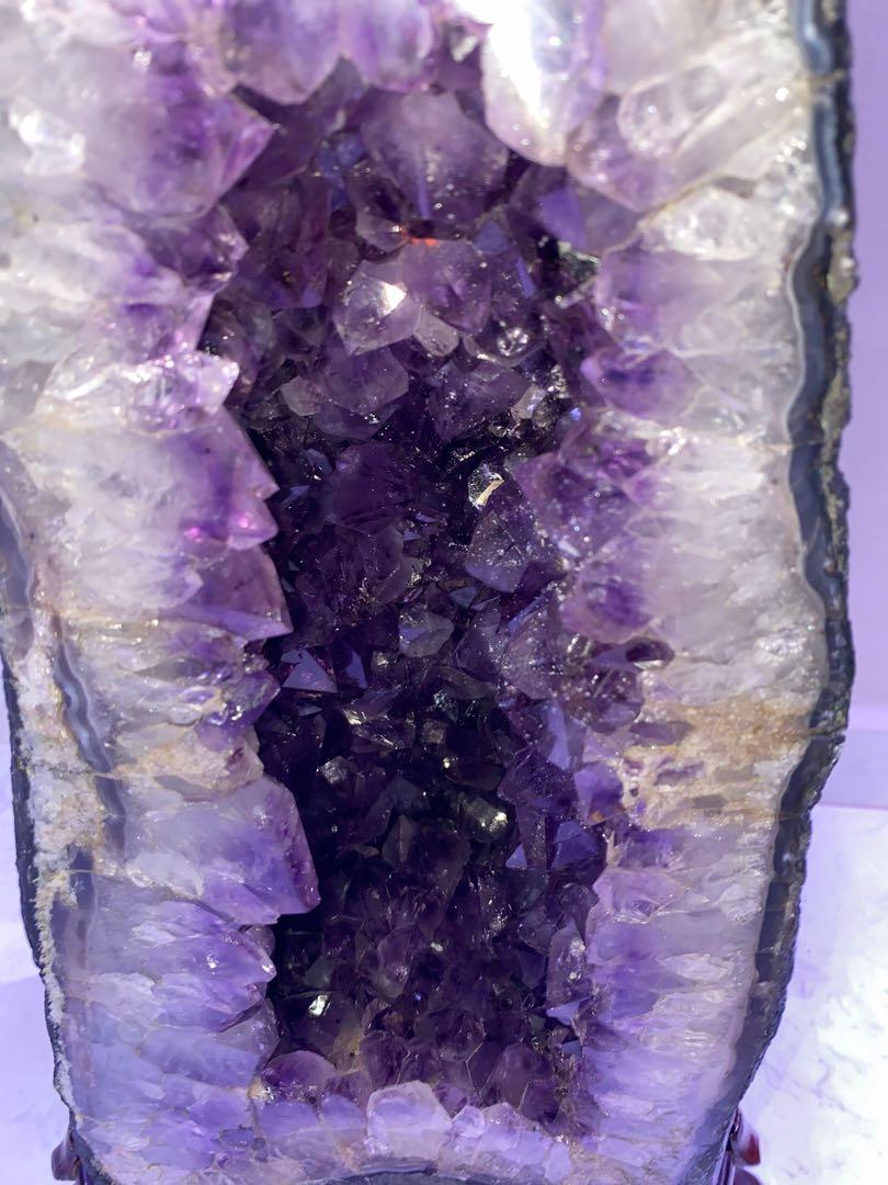 Amethyst Geode Cave / Free Water Fountain, Hobbies & Toys, Memorabilia ...