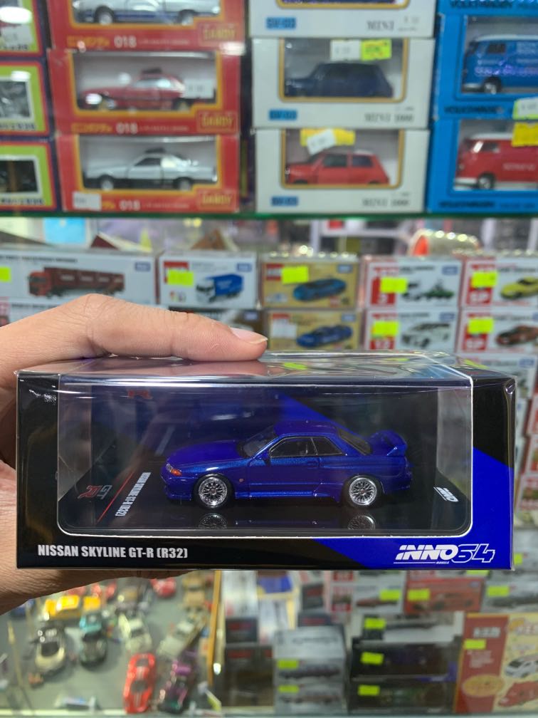 本月新車！Inno64 1:64 Nissan Skyline GT-R (R32) (Blue Metallic 金屬藍色) (With ...