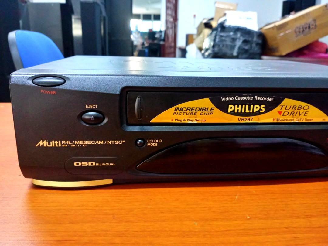 Ku Philips vhs player, Audio, Portable Music Players on Carousell