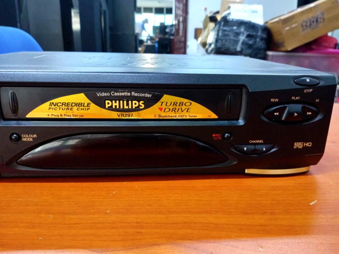 Ku Philips vhs player, Audio, Portable Music Players on Carousell