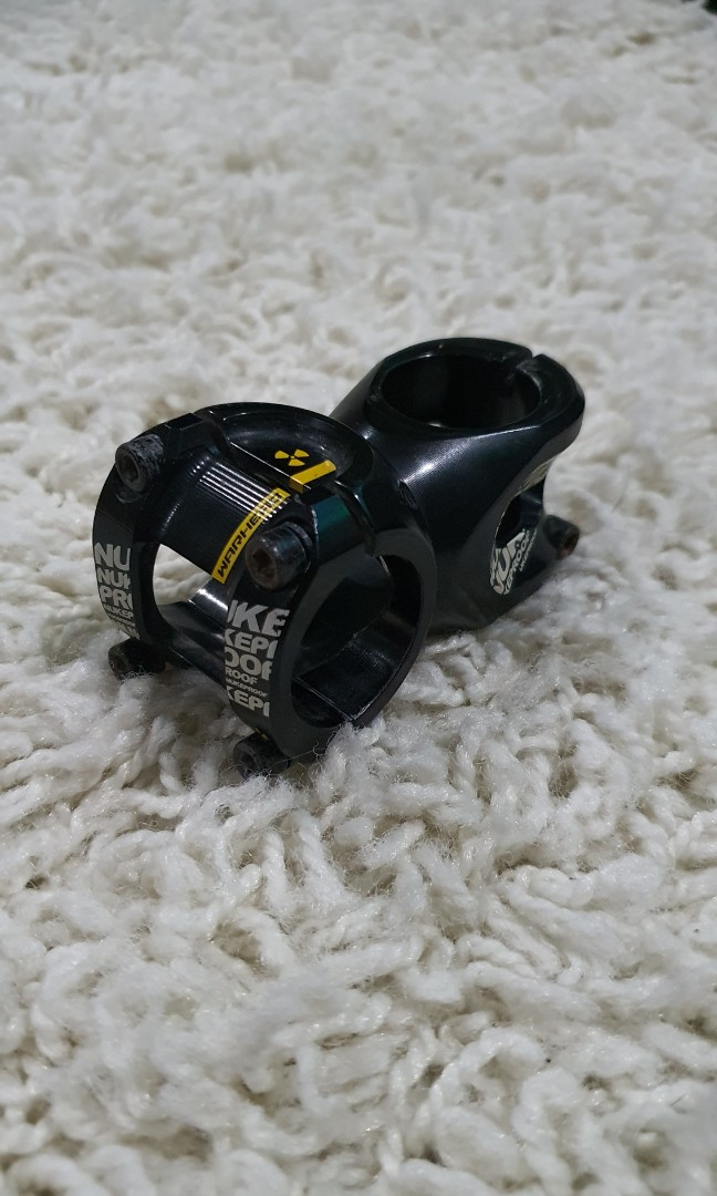 Nukeproof warhead stem, Sports Equipment, Bicycles & Parts, Parts ...
