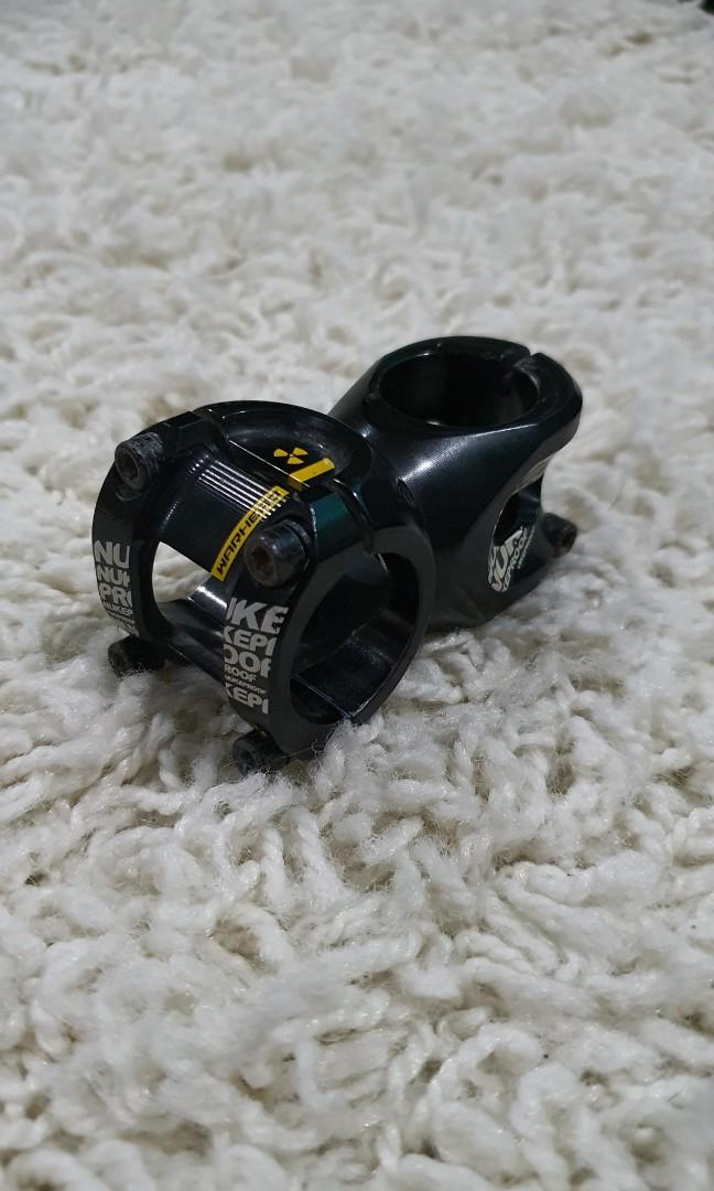 Nukeproof warhead stem, Sports Equipment, Bicycles & Parts, Parts ...