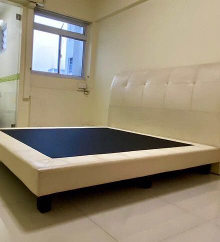 Slumberland Bed Frame, Furniture & Home Living, Furniture, Bed Frames ...