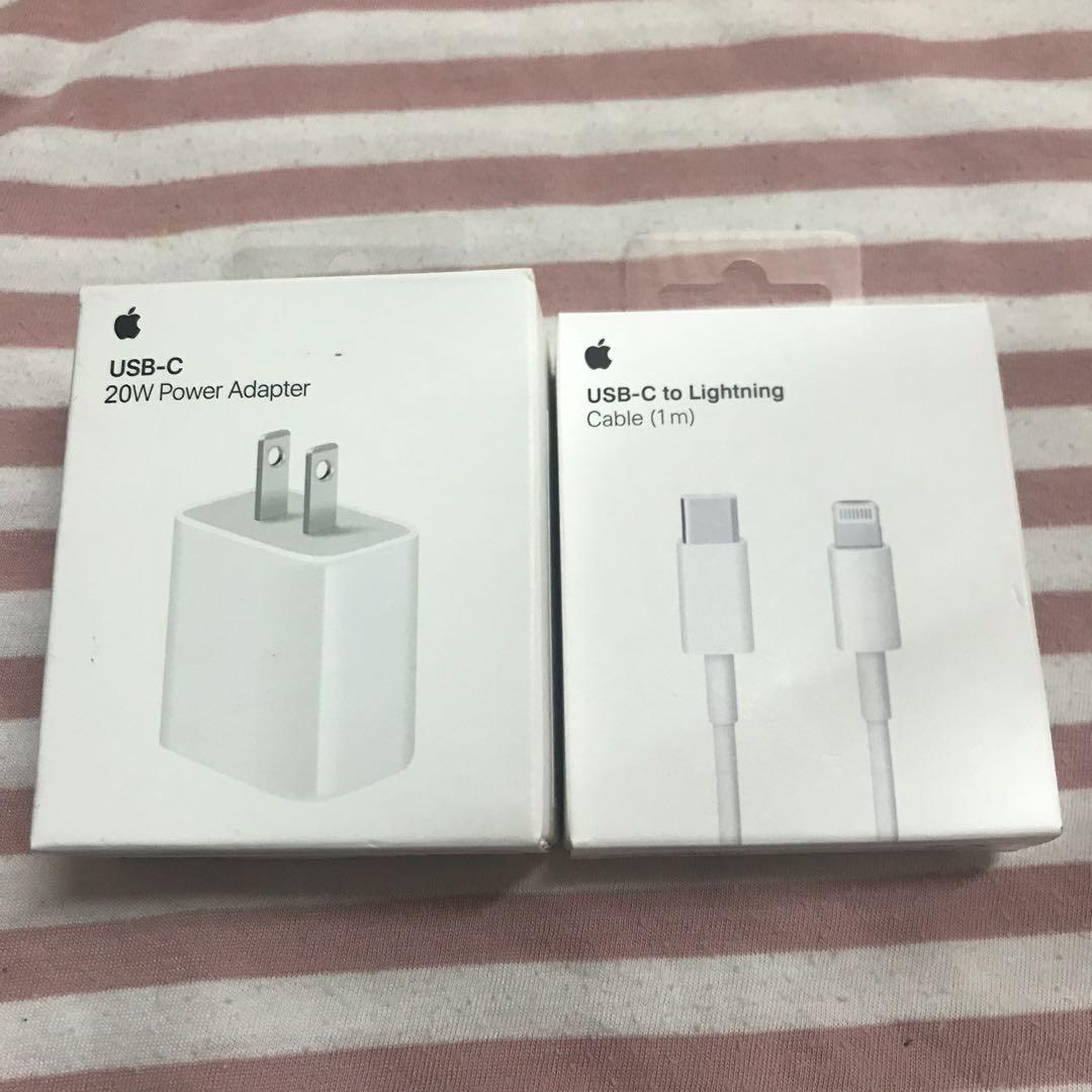 Apple iPhone Charger 20 watts adapter and Usb c to Lightning cable ...