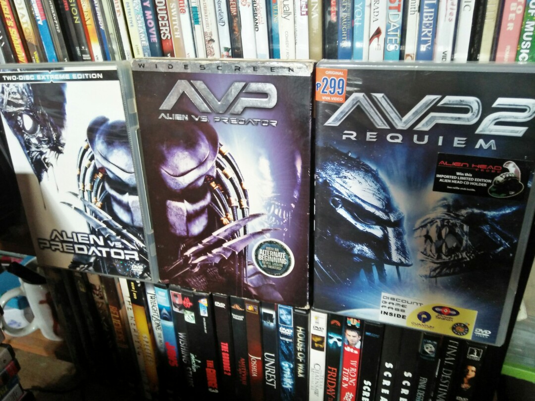 As Set: Alien vs predator and alien vs predator 2 requiem set original ...