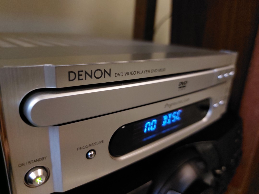 CD/ Dvd player Denon DVD-M330, Audio, Portable Music Players on Carousell