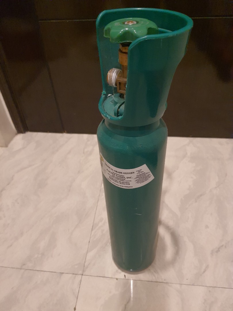 Empty 5lbs medical oxygen tank, Health & Nutrition, Medical Supplies ...