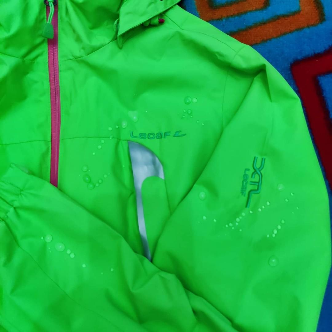 Jaket Lecaf Ijo Stabilo, Olah Raga, Baju Olahraga di Carousell