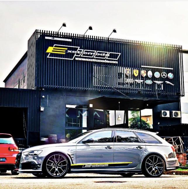 MERCEDES AMG A45 Rear Bumper Diffuser 2012-2015 A1768852525, Auto ...