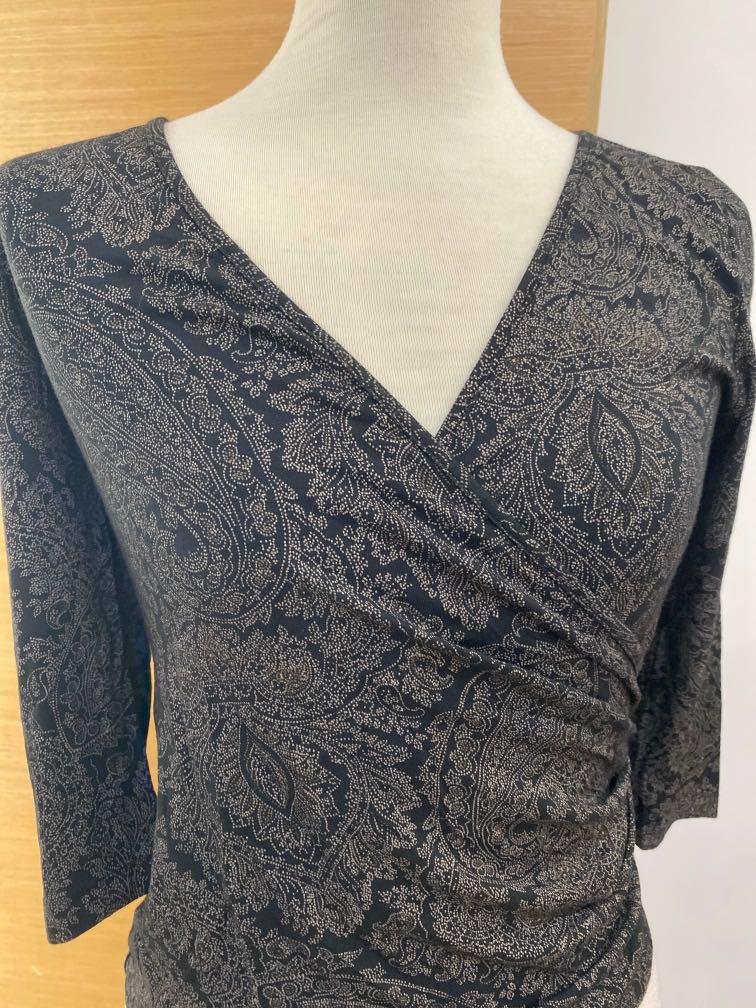 Overlapping top, Women's Fashion, Tops, Other Tops on Carousell