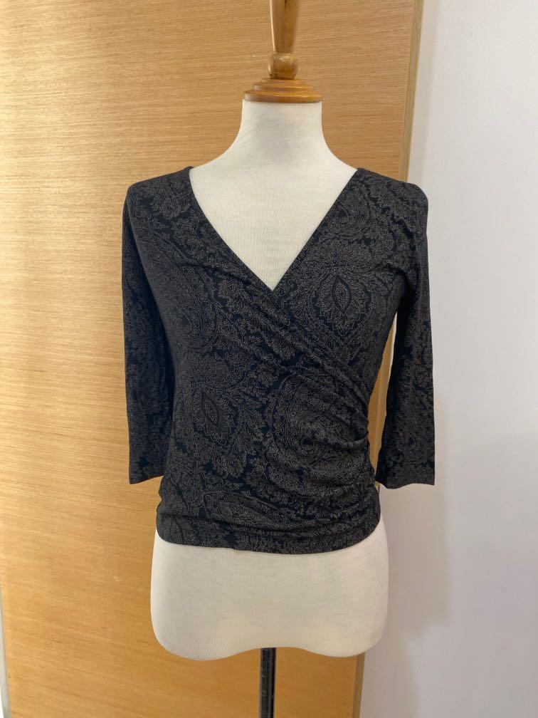 Overlapping top, Women's Fashion, Tops, Other Tops on Carousell