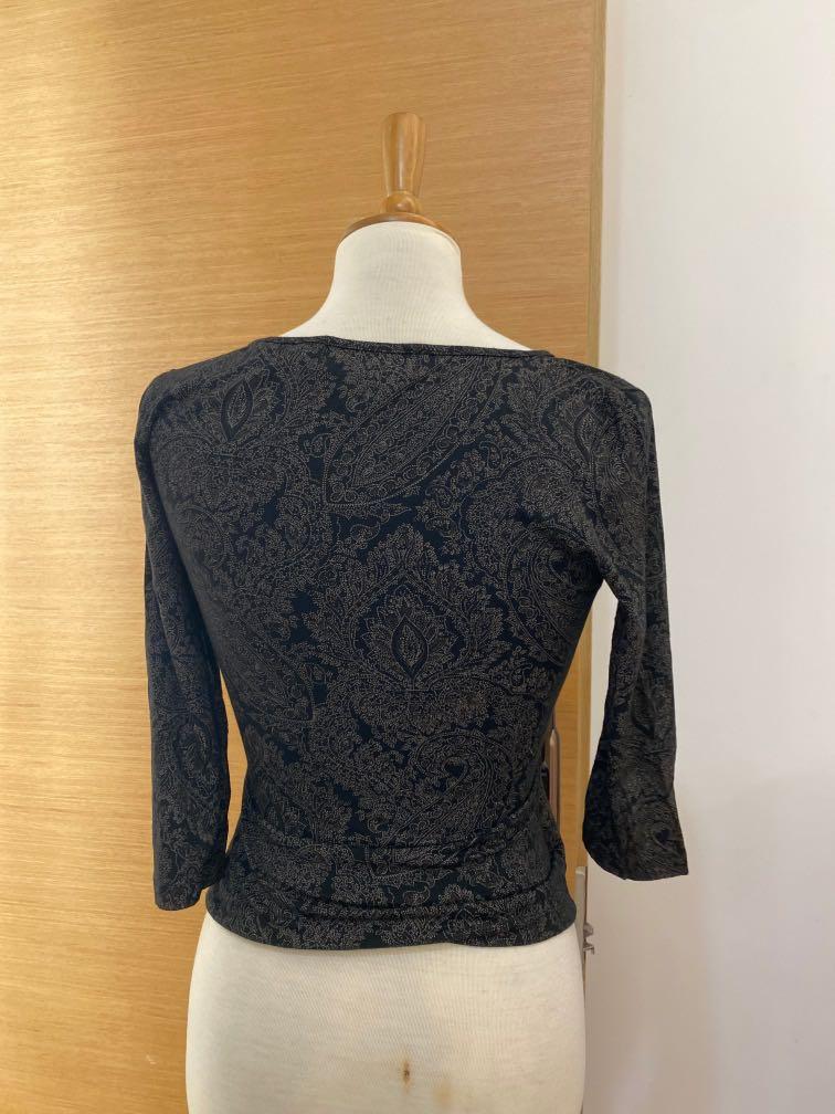 Overlapping top, Women's Fashion, Tops, Other Tops on Carousell