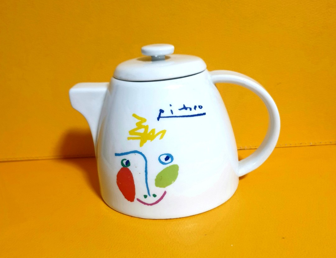 Pablo Picasso Teapot, Furniture & Home Living, Kitchenware & Tableware ...