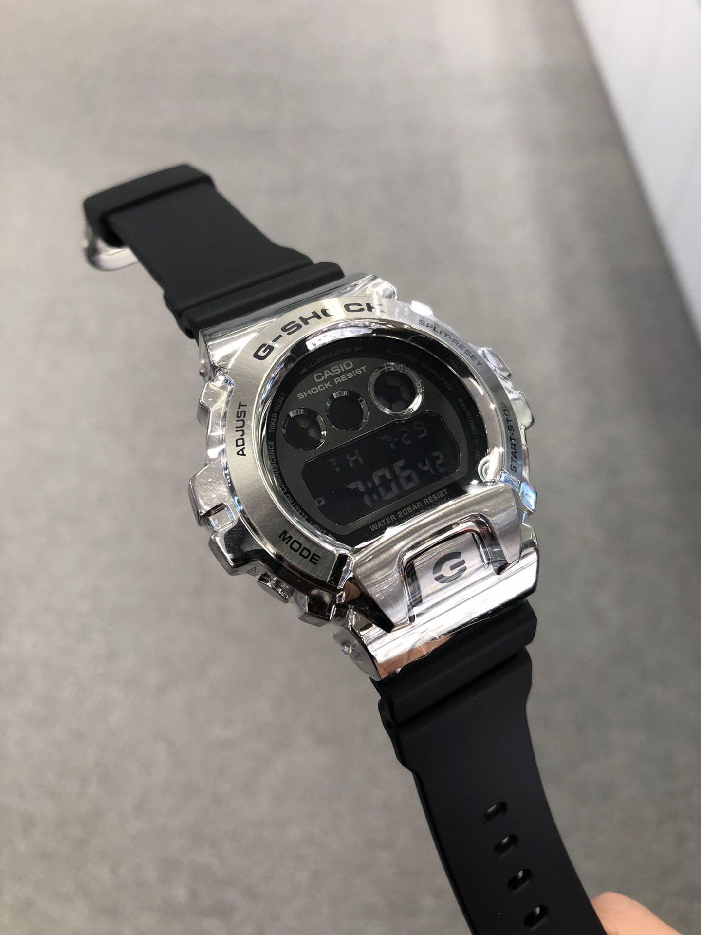 Casio G-Shock GM-6900-1 GM-6900, 名牌, 手錶 - Carousell