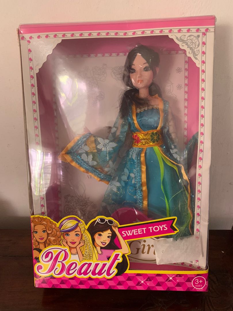 Chinese princess doll, Hobbies & Toys, Toys & Games on Carousell