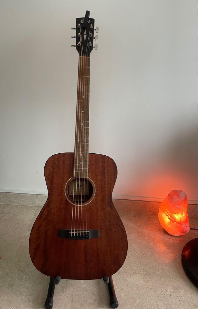 Cort Acoustic Guitar with Stand, Hobbies & Toys, Music & Media, Musical ...