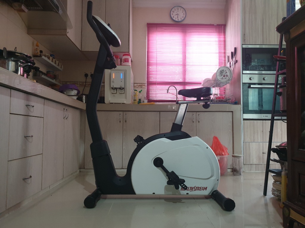Healthstream Exercise Bike, Sports Equipment, Bicycles & Parts ...