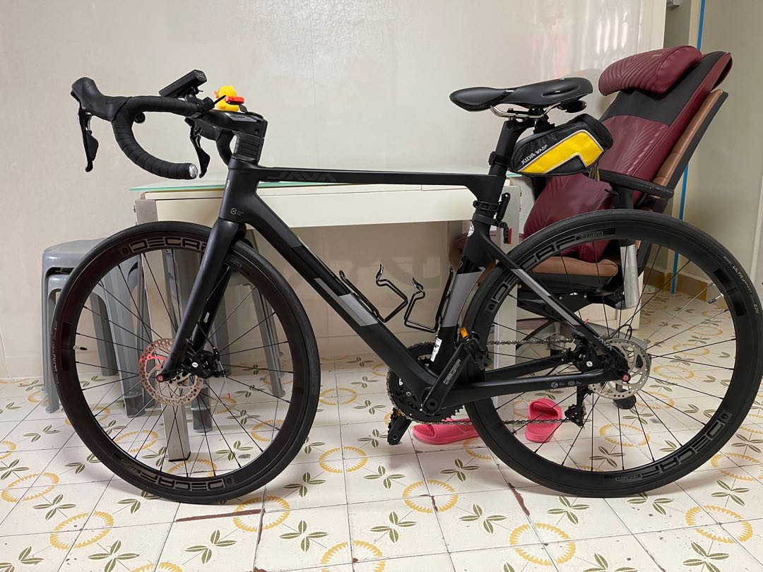 java vesuvio 2021 99%新 踩了兩次 size 唔岩 屋企放唔落, 運動產品, 單車及配件, 單車 - Carousell