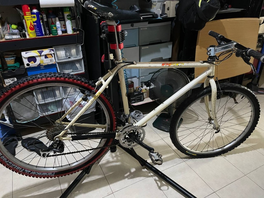 Old Scott MTB, Sports Equipment, Bicycles & Parts, Bicycles on Carousell