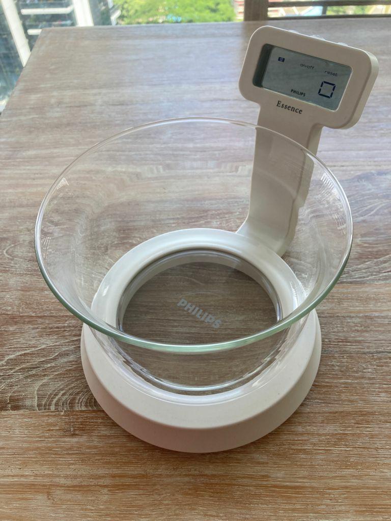 Philips digital kitchen weighing scale, TV & Home Appliances, Kitchen ...