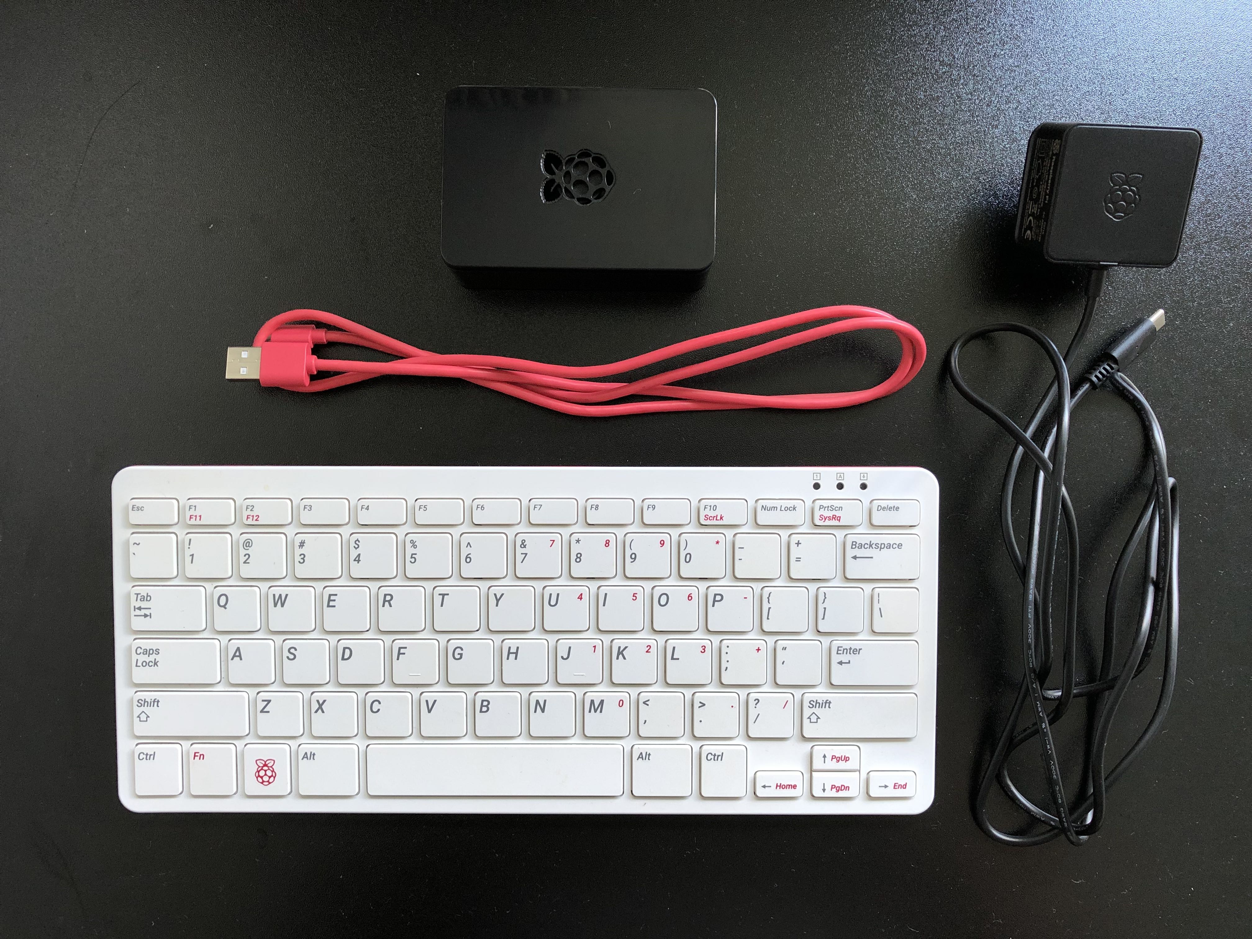 Raspberry Pi 4 set (Smallest Desktop Computer In The World), Computers ...