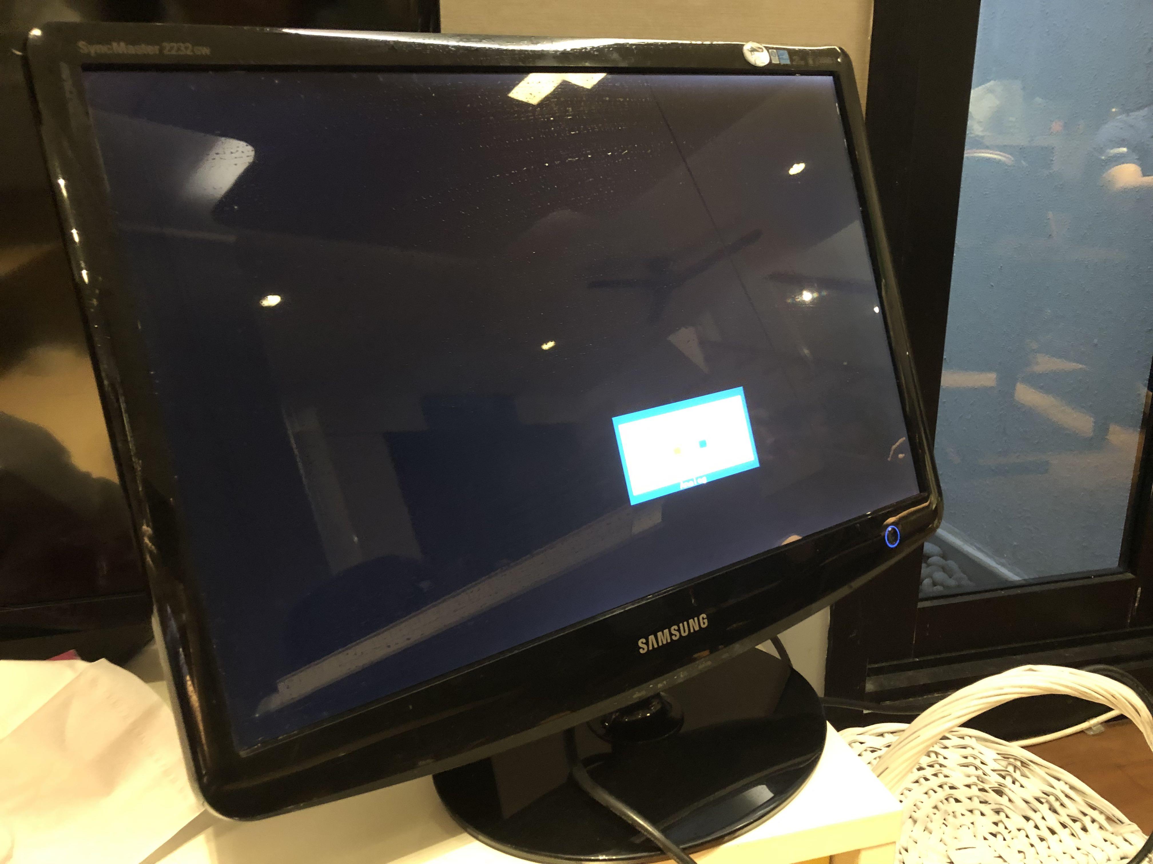 Samsung SyncMaster 2232GW, Computers & Tech, Desktops on Carousell