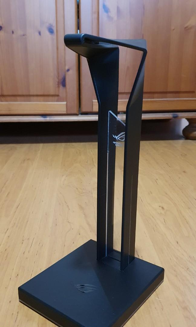 Asus ROG Throne Qi, Computers & Tech, Parts & Accessories, Other ...