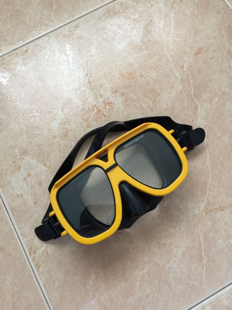 Diving goggles, Sports Equipment, Bicycles & Parts, Parts & Accessories ...
