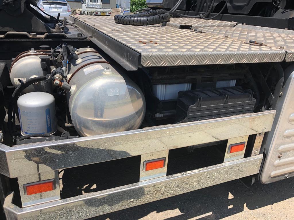 Giga Isuzu Tractor Head 6uz1, Special Vehicles, Heavy Vehicles on Carousell