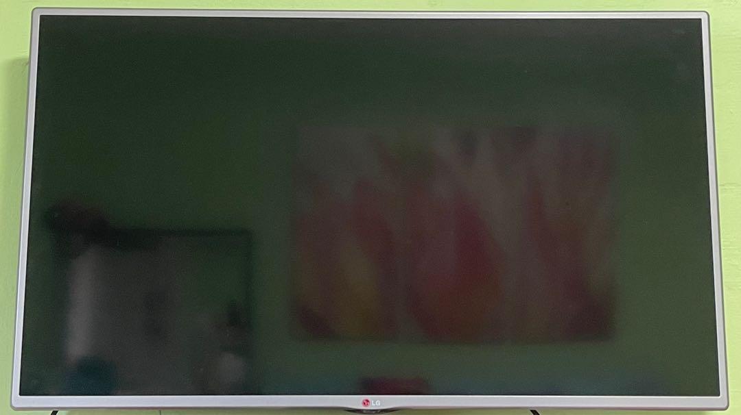 LG 42” FHD SMART LED TV (42LB582T), TV & Home Appliances, TV & Entertainment, TV on Carousell