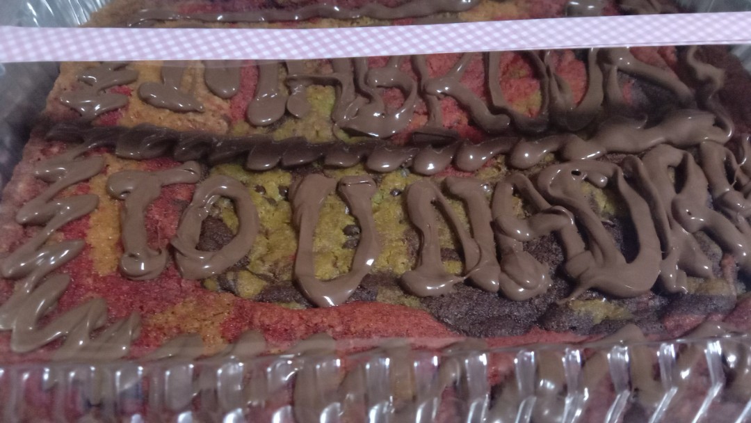 Marble cake rainbow Nutella, Food & Drinks, Homemade Bakes on Carousell