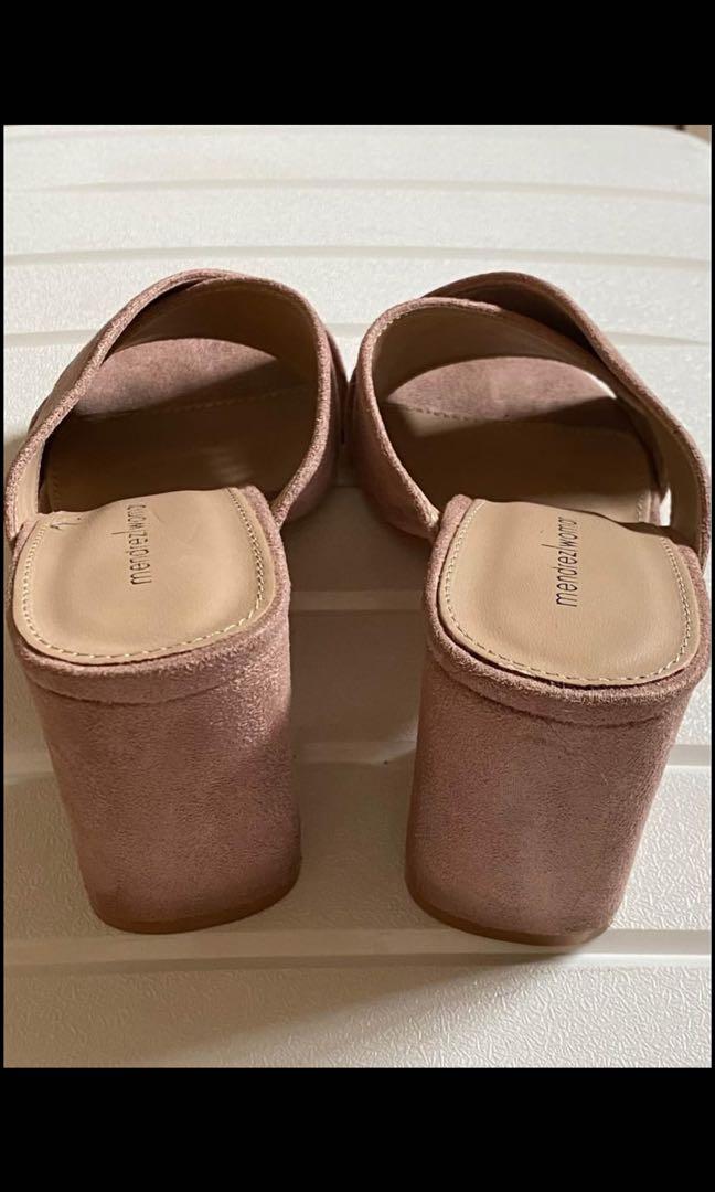 MENDREZ BLUSH PINK SLIP ON, Women's Fashion, Footwear, Flats & Sandals ...