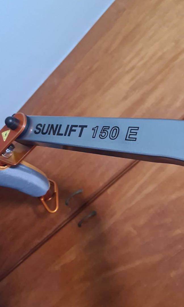 Sunlift 150E patient hoist, Health & Nutrition, Medical Supplies ...