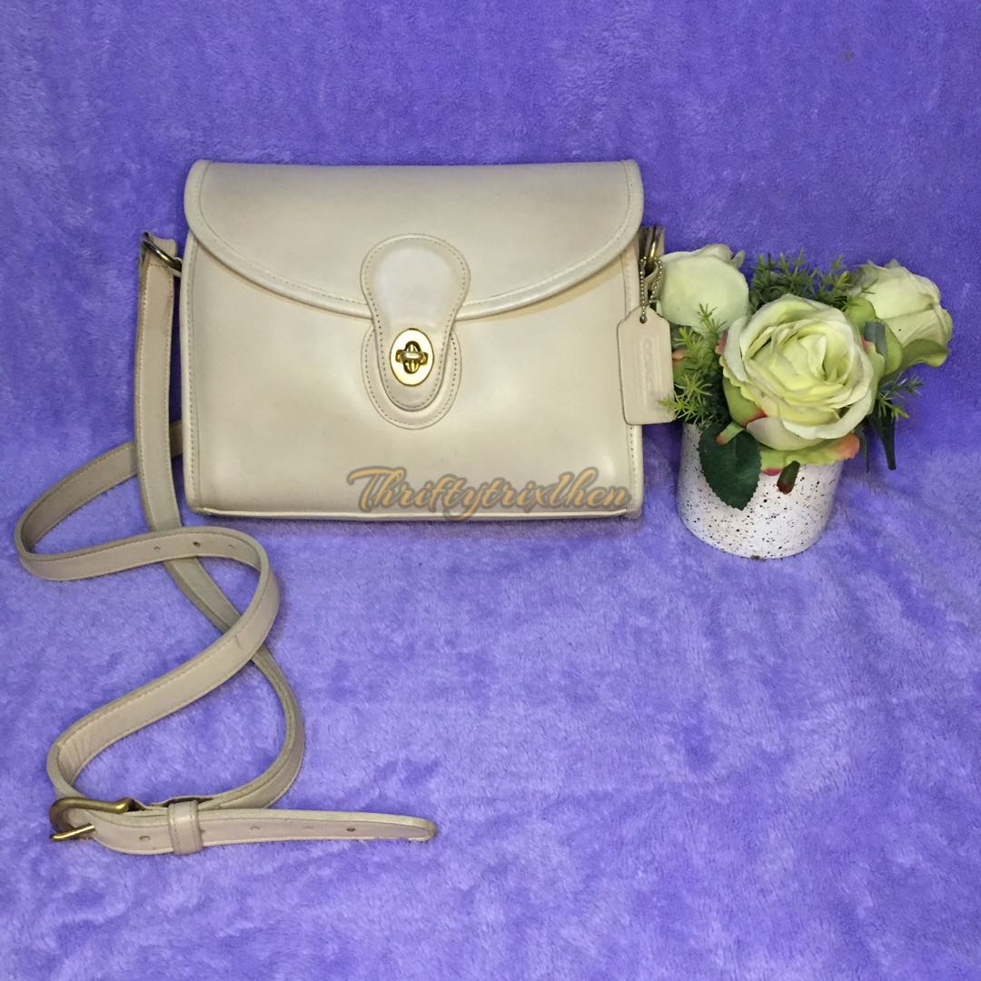 Vintage Coach Devon bag in Bone, Women's Fashion, Bags & Wallets, Cross ...