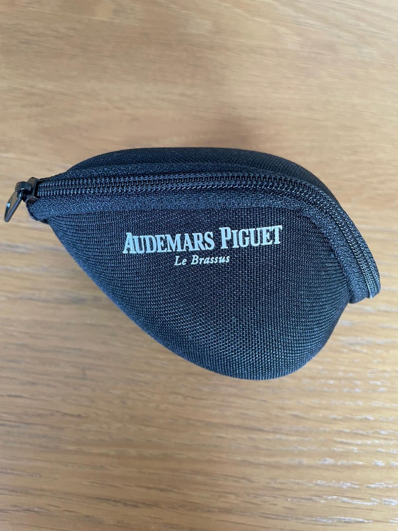 Audemars Piguet Travel Watch Case, Men's Fashion, Watches & Accessories ...