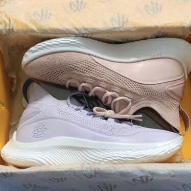 Curry 8 mismatch, Men's Fashion, Footwear, Casual Shoes on Carousell