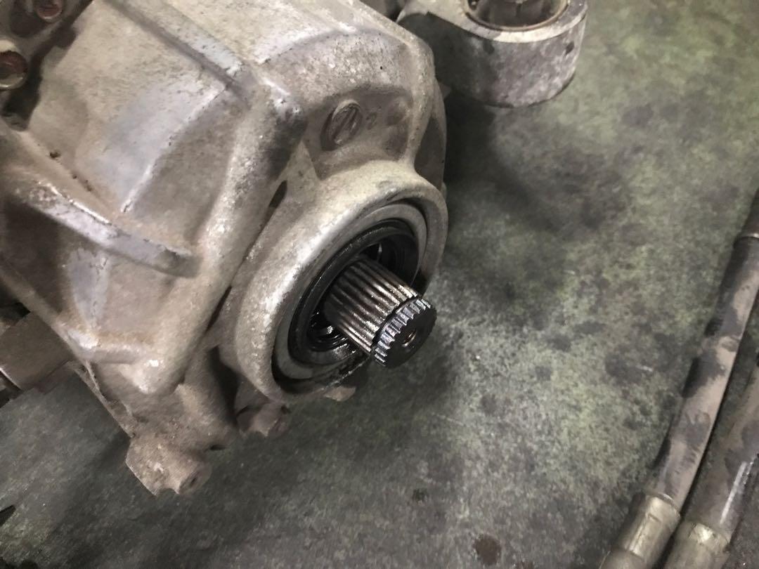 Evo x rear differential case, Car Accessories, Accessories on Carousell