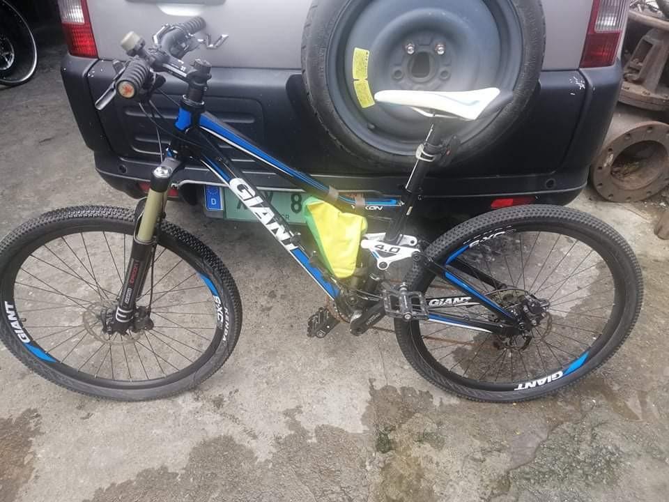 Giant yukon full sus., Sports Equipment, Bicycles & Parts, Bicycles on ...