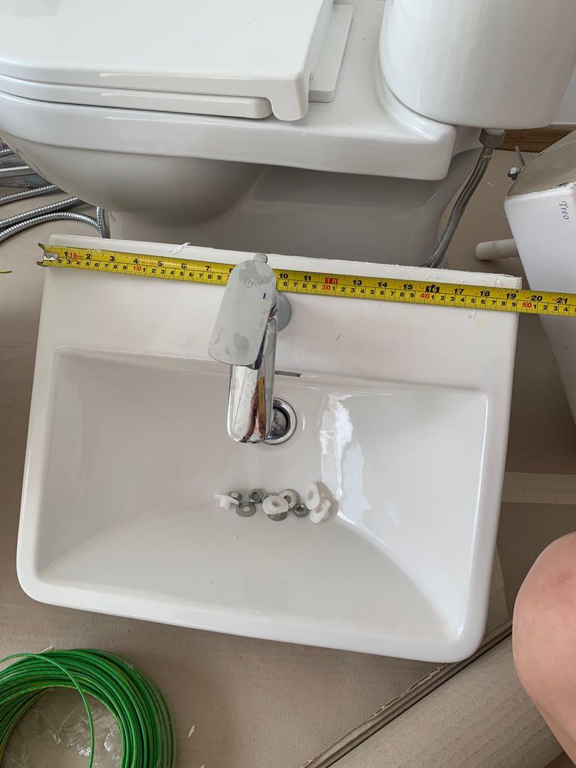 HDB Basin and Tap, Furniture & Home Living, Bathroom & Kitchen Fixtures ...