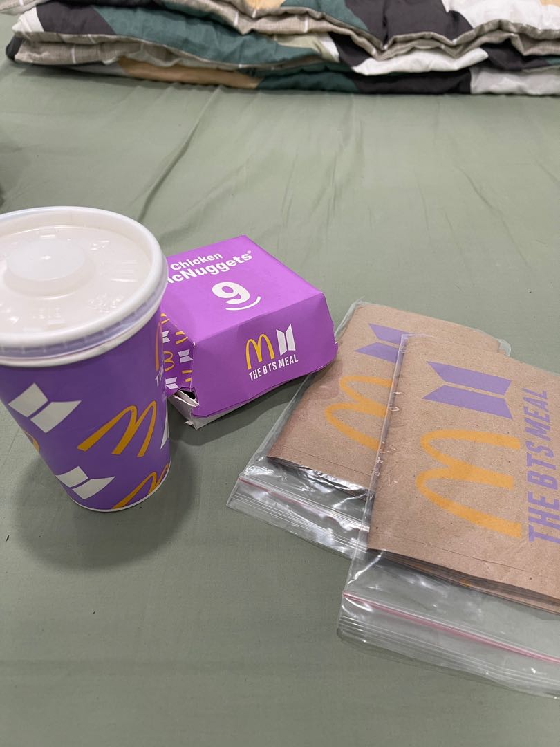 Kotak MCD BTS meal, Makanan & Minuman, Makanan Instan di Carousell
