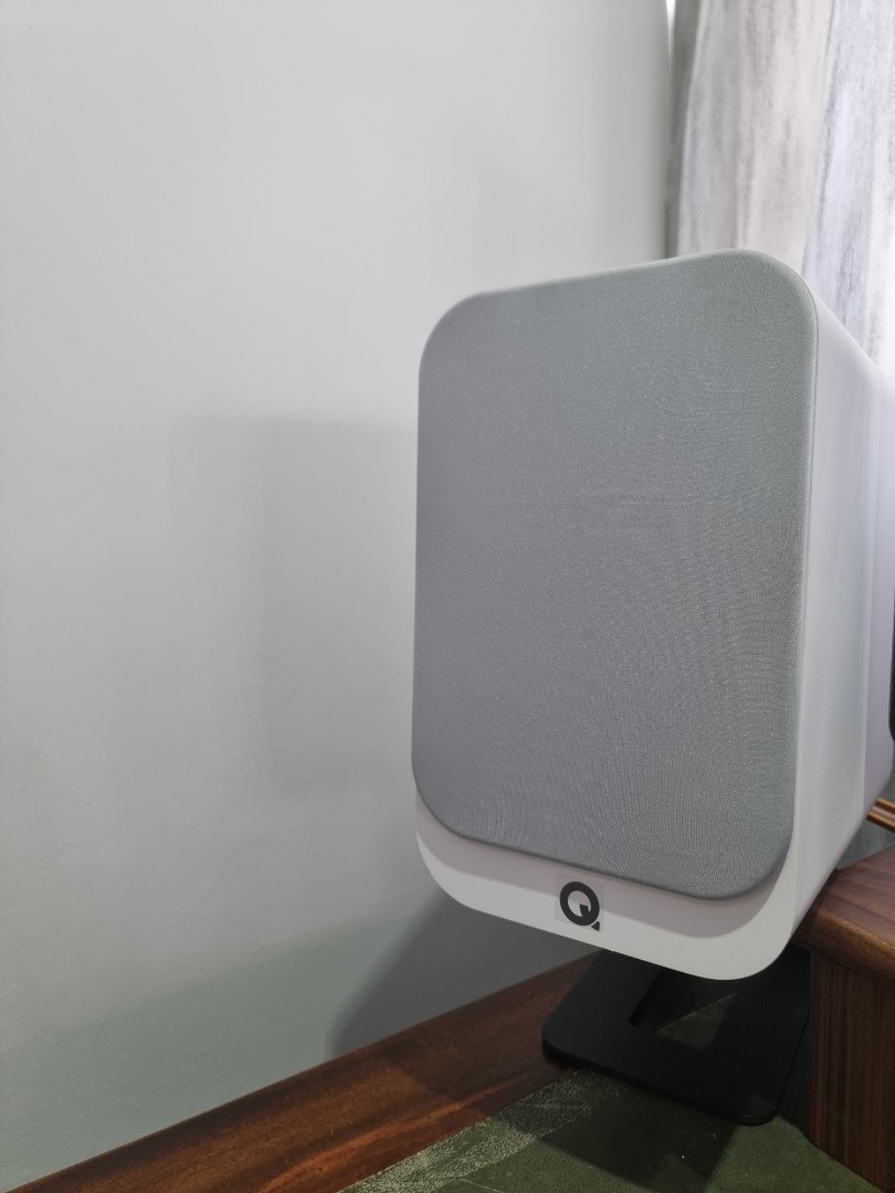 Q Acoustics 3020i Bookshelf speakers (Almost new), Audio, Soundbars ...