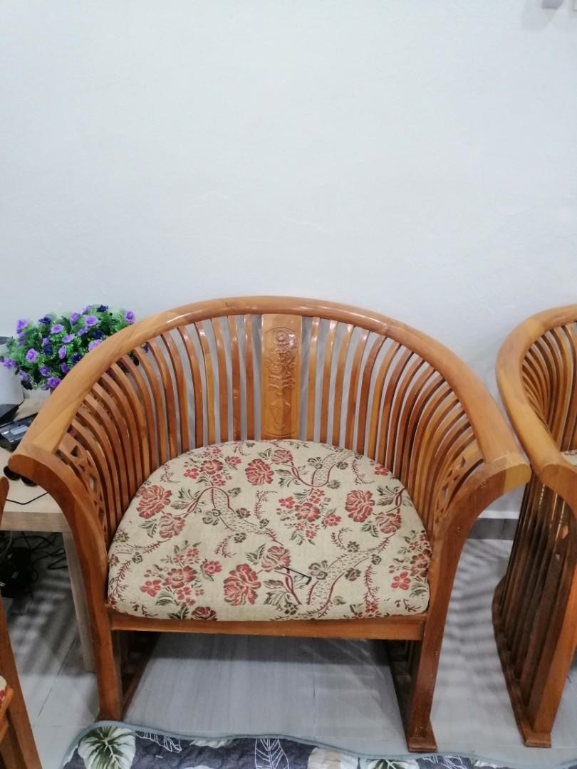 Set Kerusi Kayu, Furniture & Home Living, Furniture, Chairs on Carousell